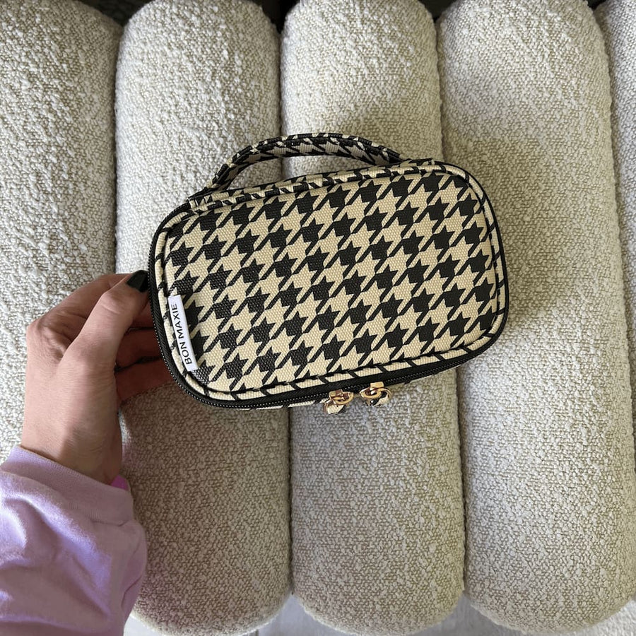 Handy Handle Cases – BON MAXIE